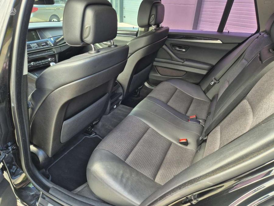 Black BMW 520 2011 in Utena, with an engine capacity of 2.00 L and mileage of 300 thousand km for 6490 €, photo 11 on AUTOMOTO.COM.LV