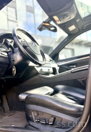 Melns BMW 520 2011 Rīga, ar dzinēja tilpumu 2.00 L un nobraukumu 301 tūkst. km par 7800 €, foto 16 vietnē AUTOMOTO.COM.LV