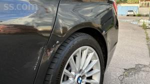 Black BMW 520 2011 in Riga, with an engine capacity of 2.00 L and mileage of 413 thousand km for 5250 €, photo 8 on AUTOMOTO.COM.LV