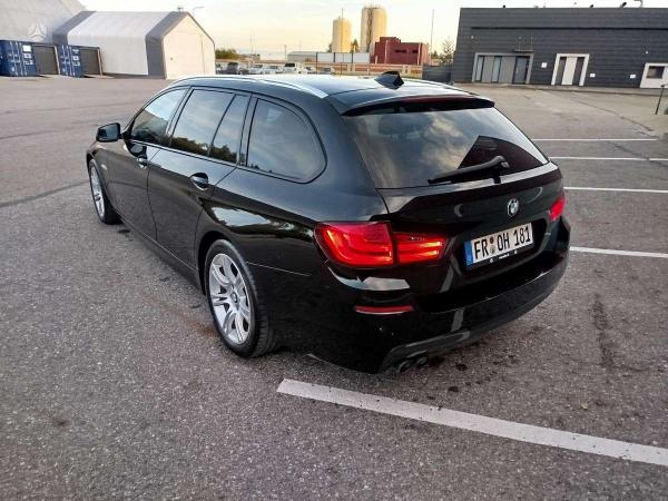 Black BMW 520 2011 in Kaunas, with an engine capacity of 2.00 L and mileage of 341 thousand km for 7999 €, photo 6 on AUTOMOTO.COM.LV