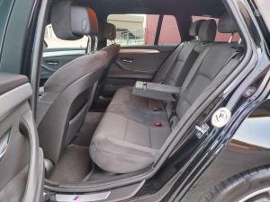 Black BMW 520 2011 in Kaunas, with an engine capacity of 2.00 L and mileage of 341 thousand km for 7999 €, photo 12 on AUTOMOTO.COM.LV