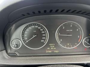 Melns BMW 520 2011 Šauļi, ar dzinēja tilpumu 2.00 L un nobraukumu 217 tūkst. km par 3650 €, foto 13 vietnē AUTOMOTO.COM.LV