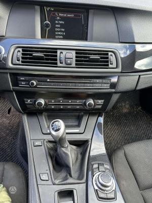 Melns BMW 520 2011 Šauļi, ar dzinēja tilpumu 2.00 L un nobraukumu 217 tūkst. km par 3650 €, foto 14 vietnē AUTOMOTO.COM.LV