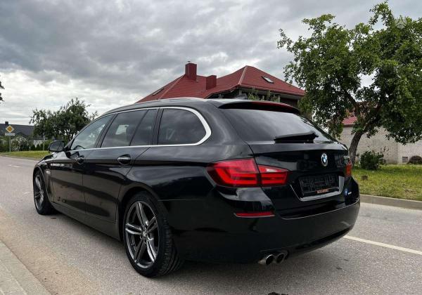 BMW 520 2011 in Ukmerge on AUTOMOTO.COM.LV Black BMW 520 2011 in Ukmerge, with an engine capacity of 2.00 L and mileage of 298 thousand km for 6650 β¬, photo 7 on AUTOMOTO.COM.LV