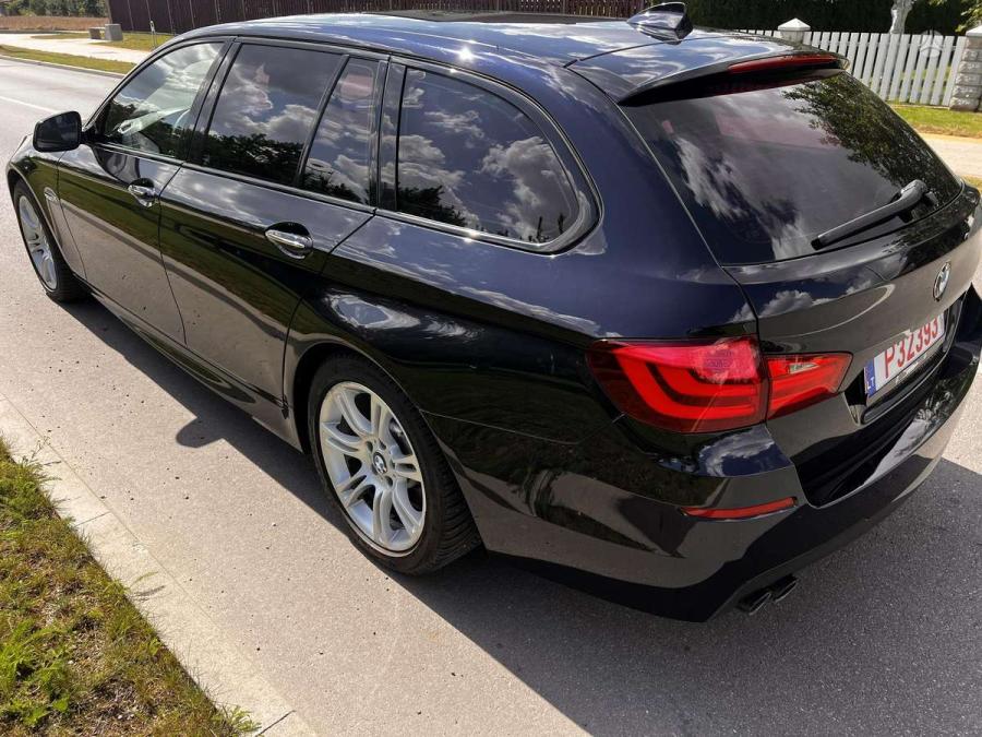 Black BMW 520 2011 in Vilkaviskis, with an engine capacity of 2.00 L and mileage of 300 thousand km for 8200 €, photo 7 on AUTOMOTO.COM.LV