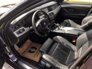 Black BMW 520 2011 in Vilkaviskis, with an engine capacity of 2.00 L and mileage of 300 thousand km for 8200 €, photo 10 on AUTOMOTO.COM.LV