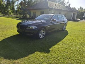 Black BMW 520 2011 in Silute, with an engine capacity of 2.00 L and mileage of 228 thousand km for 6200 €, photo 4 on AUTOMOTO.COM.LV