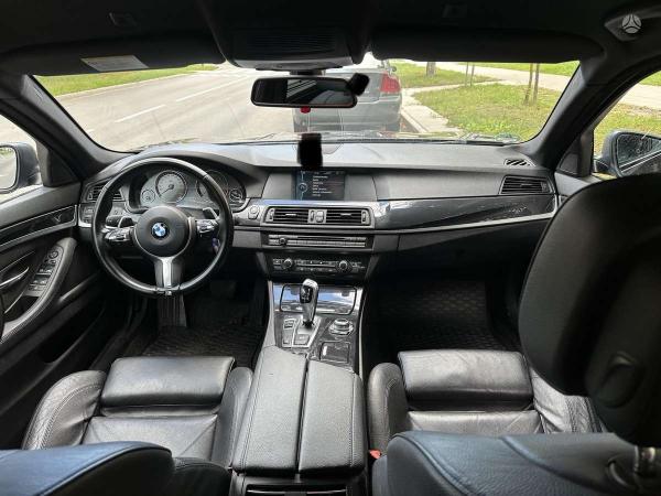 Melns BMW 520 2011 Viļņa, ar dzinēja tilpumu 2.00 L un nobraukumu 340 tūkst. km par 4100 €, foto 7 vietnē AUTOMOTO.COM.LV