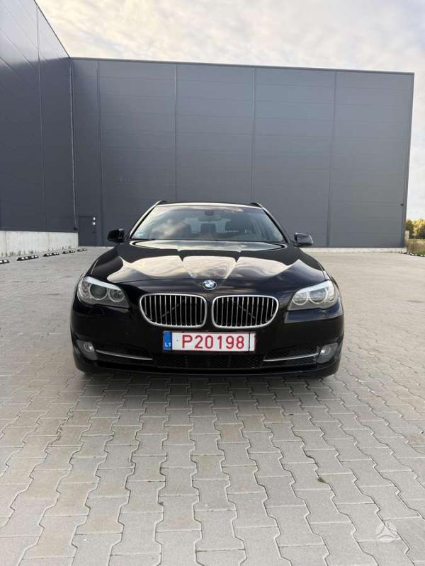 Melns BMW 520 2011 Šauļi, ar dzinēja tilpumu 2.00 L un nobraukumu 291 tūkst. km par 7200 €, foto 1 vietnē AUTOMOTO.COM.LV