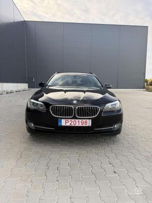 Melns BMW 520 2011 Šauļi, ar dzinēja tilpumu 2.00 L un nobraukumu 291 tūkst. km par 7200 €, foto  vietnē AUTOMOTO.COM.LV