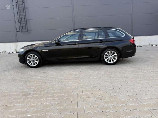 Melns BMW 520 2011 Šauļi, ar dzinēja tilpumu 2.00 L un nobraukumu 291 tūkst. km par 7200 €, foto 6 vietnē AUTOMOTO.COM.LV