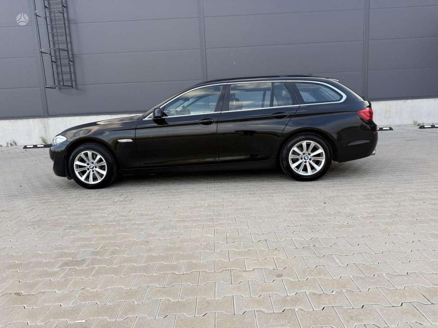 Melns BMW 520 2011 Šauļi, ar dzinēja tilpumu 2.00 L un nobraukumu 291 tūkst. km par 7200 €, foto 6 vietnē AUTOMOTO.COM.LV
