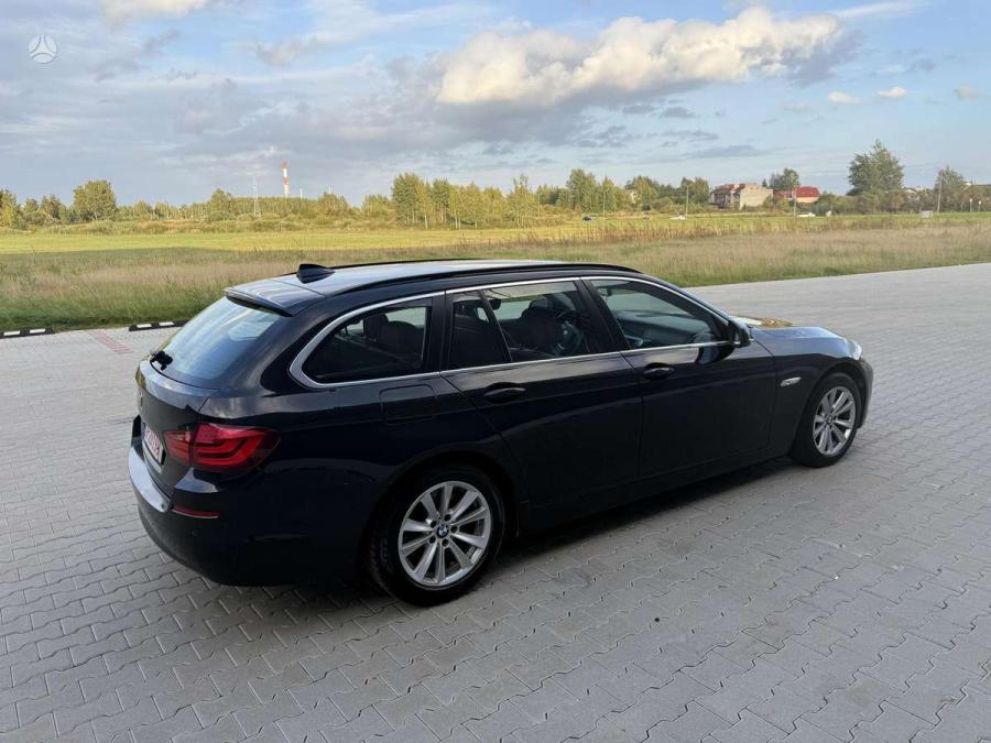 Melns BMW 520 2011 Šauļi, ar dzinēja tilpumu 2.00 L un nobraukumu 291 tūkst. km par 7200 €, foto 13 vietnē AUTOMOTO.COM.LV