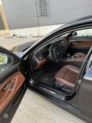 Melns BMW 520 2011 Šauļi, ar dzinēja tilpumu 2.00 L un nobraukumu 291 tūkst. km par 7200 €, foto 17 vietnē AUTOMOTO.COM.LV