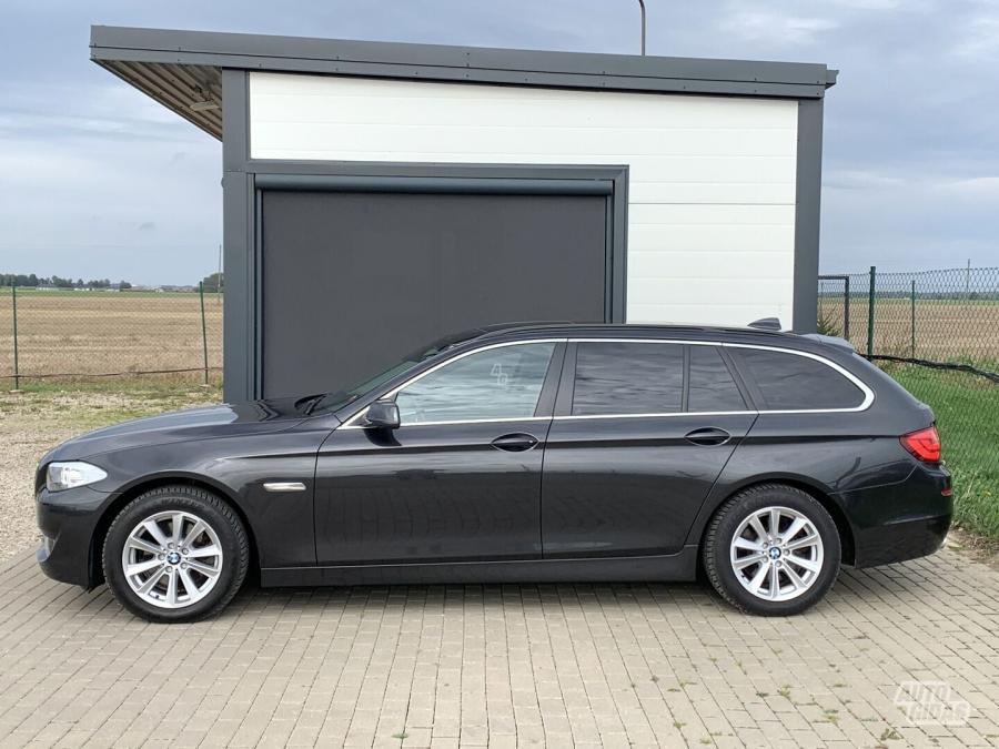 Melns BMW 520 2011 Kauņa, ar dzinēja tilpumu 2.00 L un nobraukumu 313 tūkst. km par 6999 €, foto 10 vietnē AUTOMOTO.COM.LV