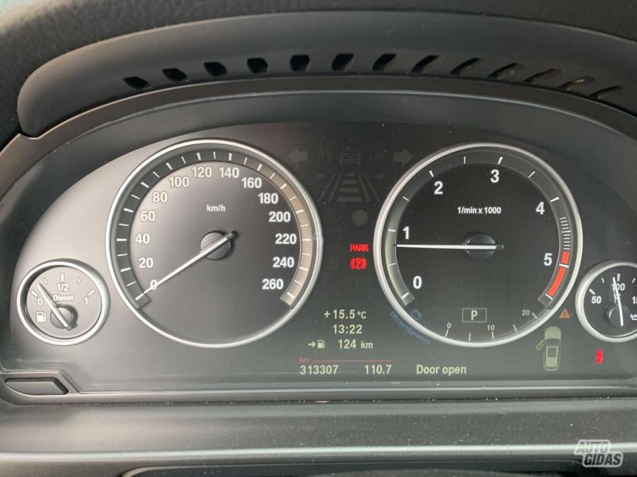 Melns BMW 520 2011 Kauņa, ar dzinēja tilpumu 2.00 L un nobraukumu 313 tūkst. km par 6999 €, foto 18 vietnē AUTOMOTO.COM.LV