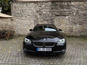 Black BMW 520 2011 in Cesis, with an engine capacity of 2.00 L and mileage of 280 thousand km for 8450 €, photo 3 on AUTOMOTO.COM.LV