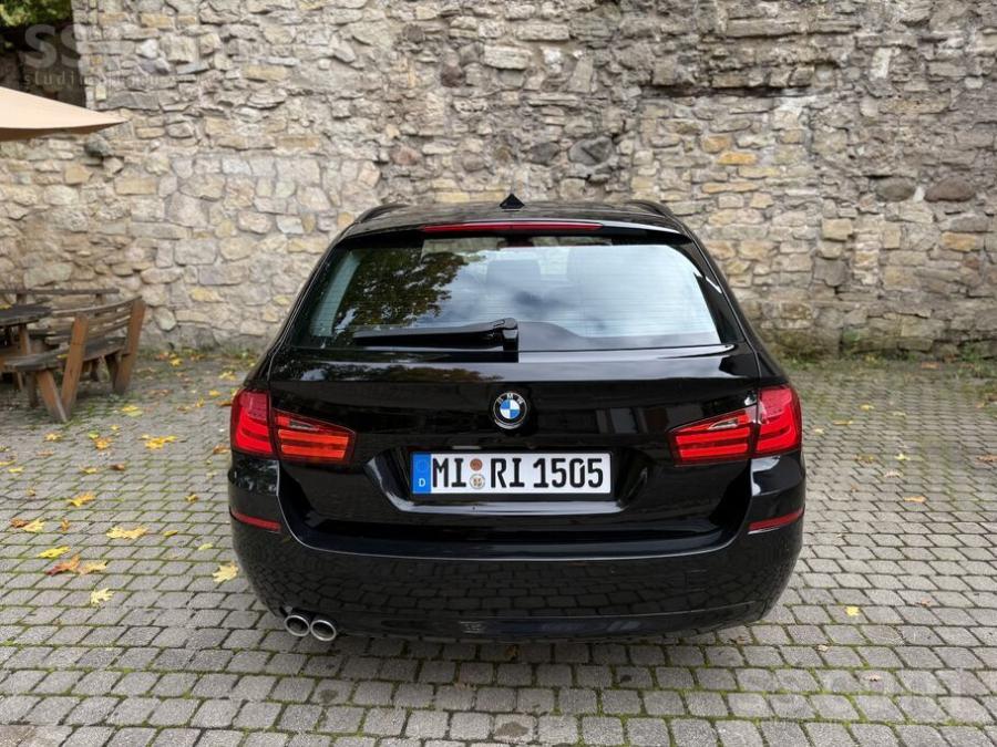 Black BMW 520 2011 in Cesis, with an engine capacity of 2.00 L and mileage of 280 thousand km for 8450 €, photo 6 on AUTOMOTO.COM.LV