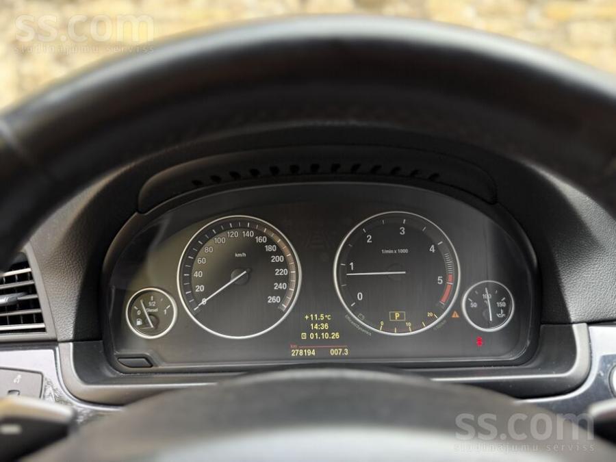 Black BMW 520 2011 in Cesis, with an engine capacity of 2.00 L and mileage of 280 thousand km for 8450 €, photo 12 on AUTOMOTO.COM.LV