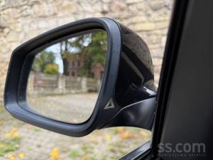 Black BMW 520 2011 in Cesis, with an engine capacity of 2.00 L and mileage of 280 thousand km for 8450 €, photo 23 on AUTOMOTO.COM.LV