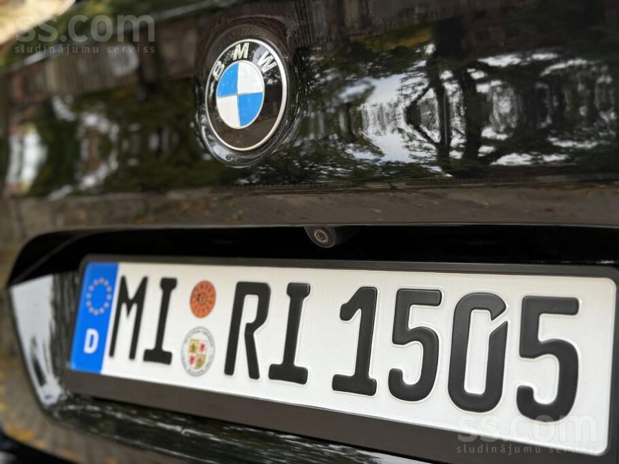 Black BMW 520 2011 in Cesis, with an engine capacity of 2.00 L and mileage of 280 thousand km for 8450 €, photo 28 on AUTOMOTO.COM.LV