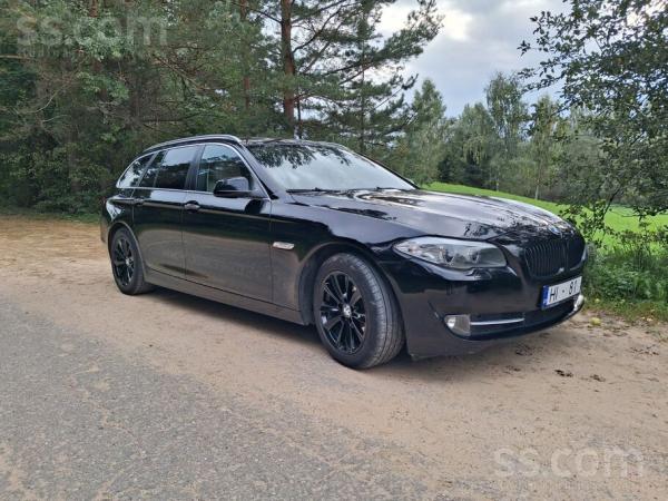 Melns BMW 520 2011 Rēzekne, ar dzinēja tilpumu 2.00 L un nobraukumu 346 tūkst. km par 5750 €, foto 11 vietnē AUTOMOTO.COM.LV
