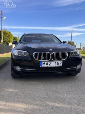 Melns BMW 520 2011 Viļņa, ar dzinēja tilpumu 2.00 L un nobraukumu 320 tūkst. km par 6999 €, foto 3 vietnē AUTOMOTO.COM.LV
