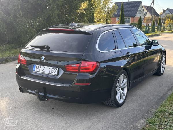Black BMW 520 2011 in Vilnius, with an engine capacity of 2.00 L and mileage of 320 thousand km for 6499 €, photo 5 on AUTOMOTO.COM.LV