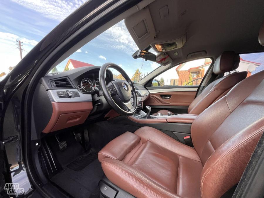 Melns BMW 520 2011 Viļņa, ar dzinēja tilpumu 2.00 L un nobraukumu 320 tūkst. km par 6999 €, foto 10 vietnē AUTOMOTO.COM.LV