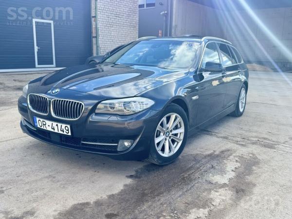 Melns BMW 520 2011 Rēzekne, ar dzinēja tilpumu 2.00 L un nobraukumu 277 tūkst. km par 8300 €, foto 4 vietnē AUTOMOTO.COM.LV