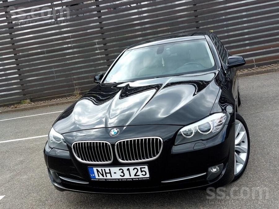 Black BMW 520 2012 in Riga, with an engine capacity of 2.00 L and mileage of 262 thousand km for 9900 €, photo 1 on AUTOMOTO.COM.LV