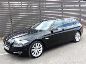 Black BMW 520 2012 in Riga, with an engine capacity of 2.00 L and mileage of 262 thousand km for 9900 €, photo 2 on AUTOMOTO.COM.LV