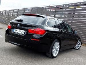 Black BMW 520 2012 in Riga, with an engine capacity of 2.00 L and mileage of 262 thousand km for 9900 €, photo 5 on AUTOMOTO.COM.LV