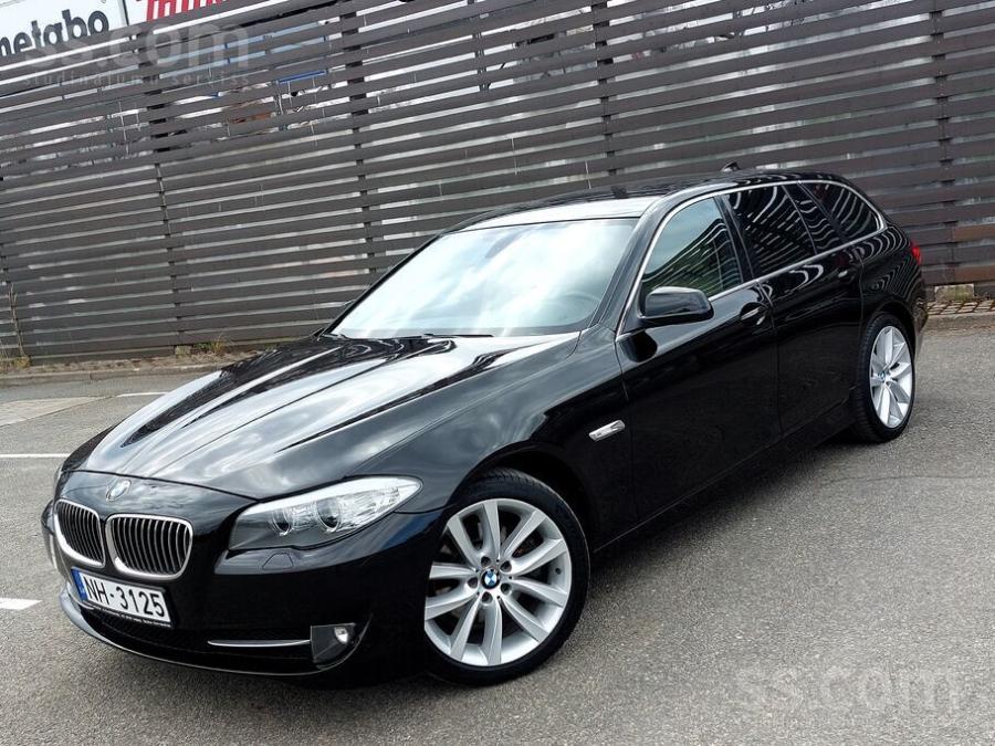 Black BMW 520 2012 in Riga, with an engine capacity of 2.00 L and mileage of 262 thousand km for 9900 €, photo 6 on AUTOMOTO.COM.LV