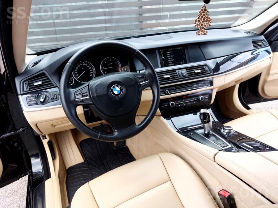Black BMW 520 2012 in Riga, with an engine capacity of 2.00 L and mileage of 262 thousand km for 9900 €, photo 29 on AUTOMOTO.COM.LV