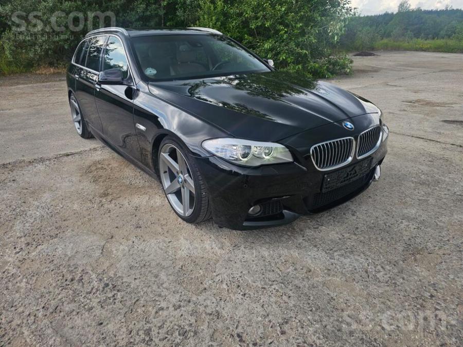 Melns BMW 520 2012 Daugavpils, ar dzinēja tilpumu 2.00 L un nobraukumu 259 tūkst. km par 9900 €, foto 1 vietnē AUTOMOTO.COM.LV