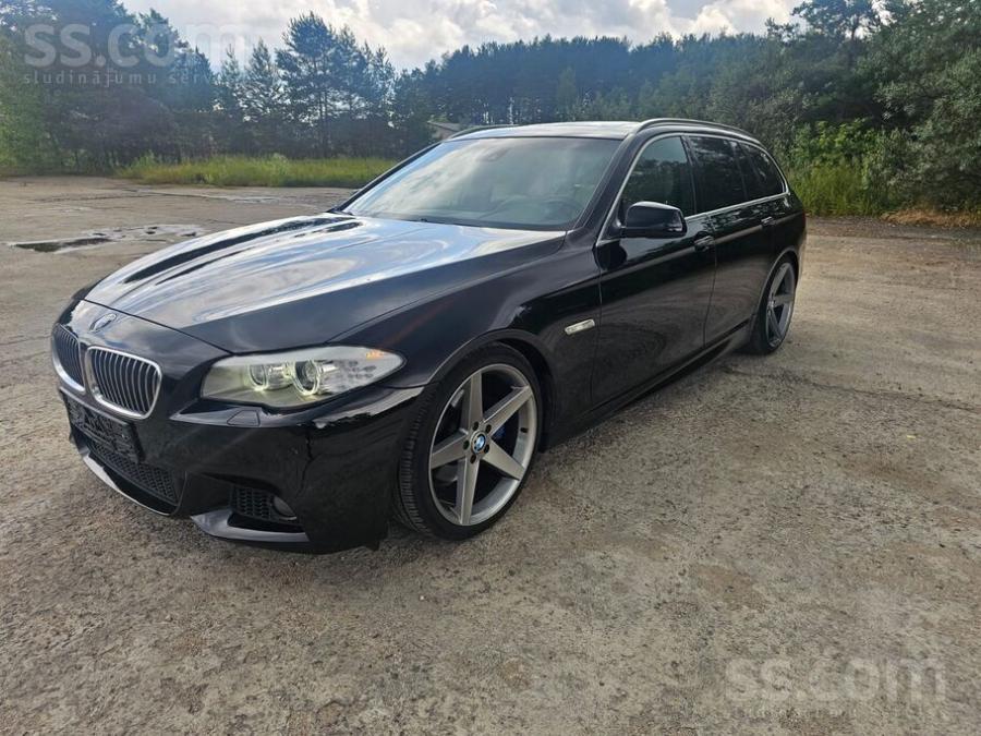 Melns BMW 520 2012 Daugavpils, ar dzinēja tilpumu 2.00 L un nobraukumu 259 tūkst. km par 9900 €, foto 2 vietnē AUTOMOTO.COM.LV