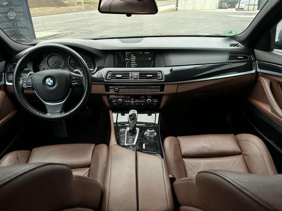 Black BMW 520 2012 in Utena, with an engine capacity of 2.00 L and mileage of 264 thousand km for 7650 €, photo 28 on AUTOMOTO.COM.LV