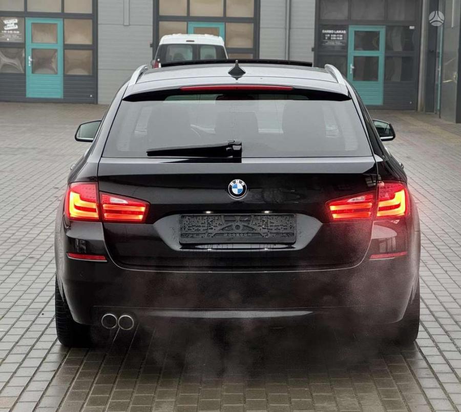 Black BMW 520 2012 in Vilnius, with an engine capacity of 2.00 L and mileage of 250 thousand km for 9000 €, photo 6 on AUTOMOTO.COM.LV