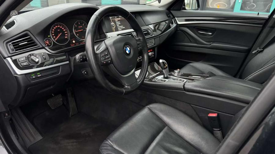 Black BMW 520 2012 in Vilnius, with an engine capacity of 2.00 L and mileage of 250 thousand km for 9000 €, photo 7 on AUTOMOTO.COM.LV