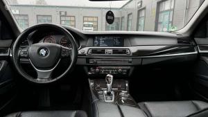 Black BMW 520 2012 in Vilnius, with an engine capacity of 2.00 L and mileage of 250 thousand km for 9000 €, photo 9 on AUTOMOTO.COM.LV
