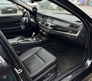 Black BMW 520 2012 in Vilnius, with an engine capacity of 2.00 L and mileage of 250 thousand km for 9000 €, photo 10 on AUTOMOTO.COM.LV