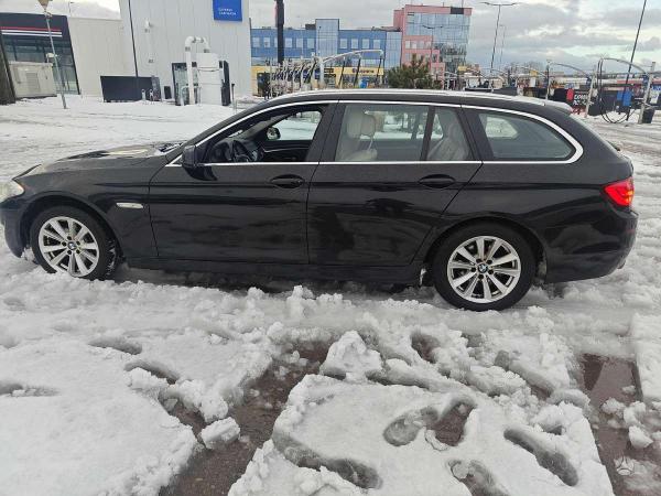 Black BMW 520 2012 in Klaipeda, with an engine capacity of 2.00 L and mileage of 282 thousand km for 5990 €, photo 10 on AUTOMOTO.COM.LV