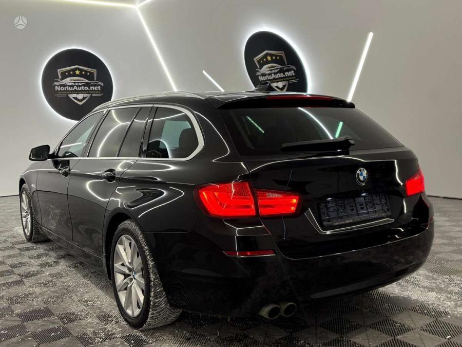 Melns BMW 520 2012 Marijampole, ar dzinēja tilpumu 2.00 L un nobraukumu 330 tūkst. km par 7999 €, foto 25 vietnē AUTOMOTO.COM.LV