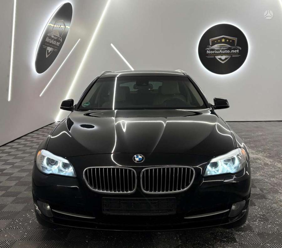 Melns BMW 520 2012 Marijampole, ar dzinēja tilpumu 2.00 L un nobraukumu 330 tūkst. km par 7999 €, foto 26 vietnē AUTOMOTO.COM.LV