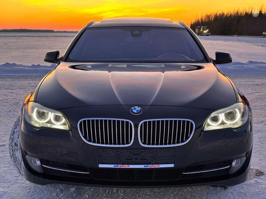 Melns BMW 520 2012 Raseiniai, ar dzinēja tilpumu 2.00 L un nobraukumu 310 tūkst. km par 8499 €, foto 2 vietnē AUTOMOTO.COM.LV