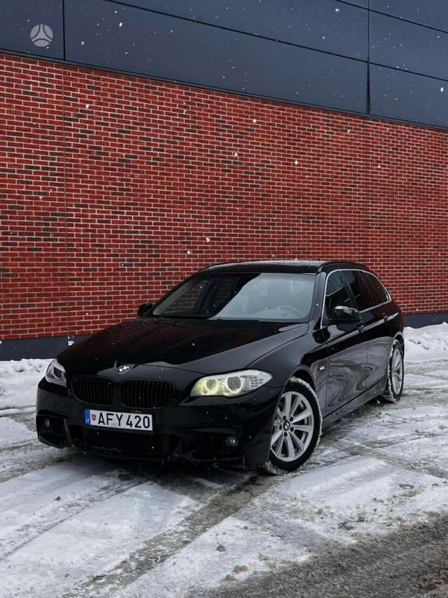 Black BMW 520 2012 in Kaunas, with an engine capacity of 2.00 L and mileage of 270 thousand km for 7800 €, photo 1 on AUTOMOTO.COM.LV