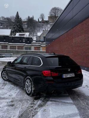 Black BMW 520 2012 in Kaunas, with an engine capacity of 2.00 L and mileage of 270 thousand km for 7800 €, photo 5 on AUTOMOTO.COM.LV