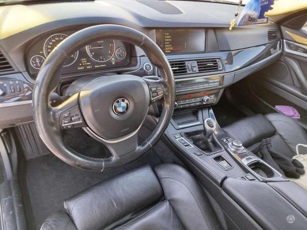 Black BMW 520 2012 in Vilnius, with an engine capacity of 2.00 L and mileage of 393 thousand km for 6300 €, photo 1 on AUTOMOTO.COM.LV