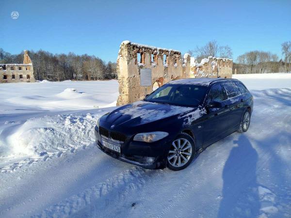 Black BMW 520 2012 in Vilnius, with an engine capacity of 2.00 L and mileage of 393 thousand km for 6300 €, photo 2 on AUTOMOTO.COM.LV